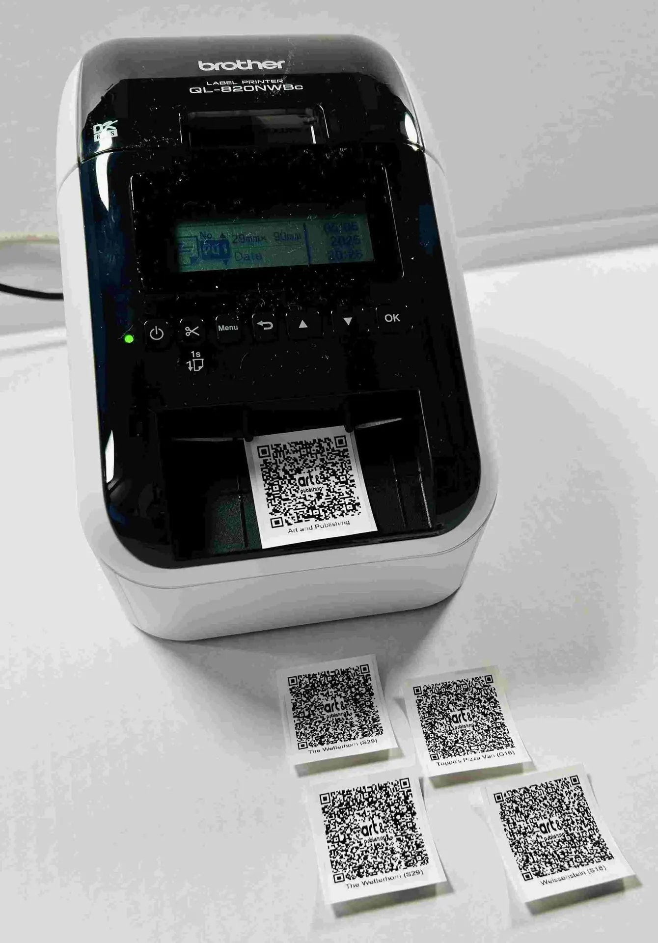 How to Create QR Code Labels for Your Artwork – Free Tool for Artists
